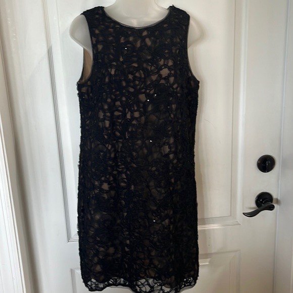 Max Studio | Dresses | Euc Max Studio Rn Number 58822 Black Lace Dress ...